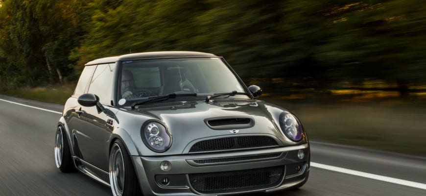 STANCED MINI COOPER [Answered 2023] | Prettymotors